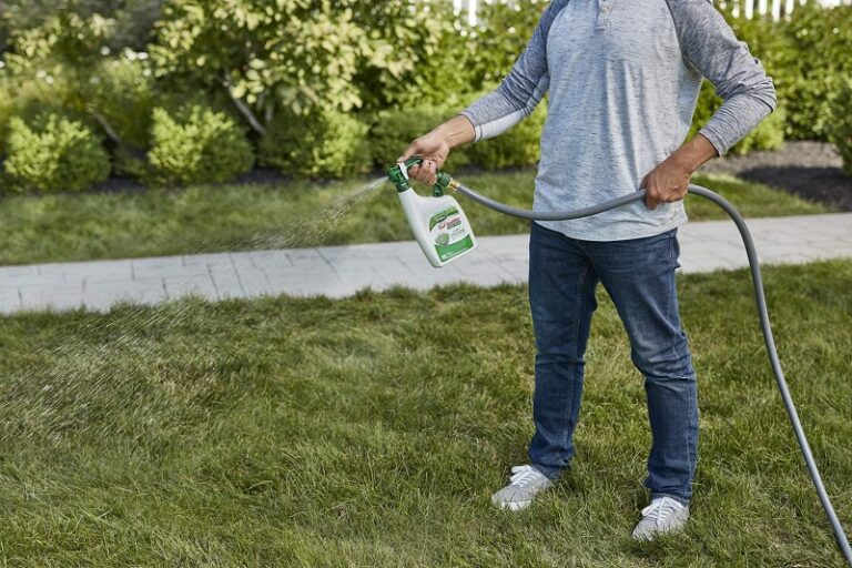 9 Best Liquid Lawn Fertilizers in 2025 - Reviews & Buying Guide